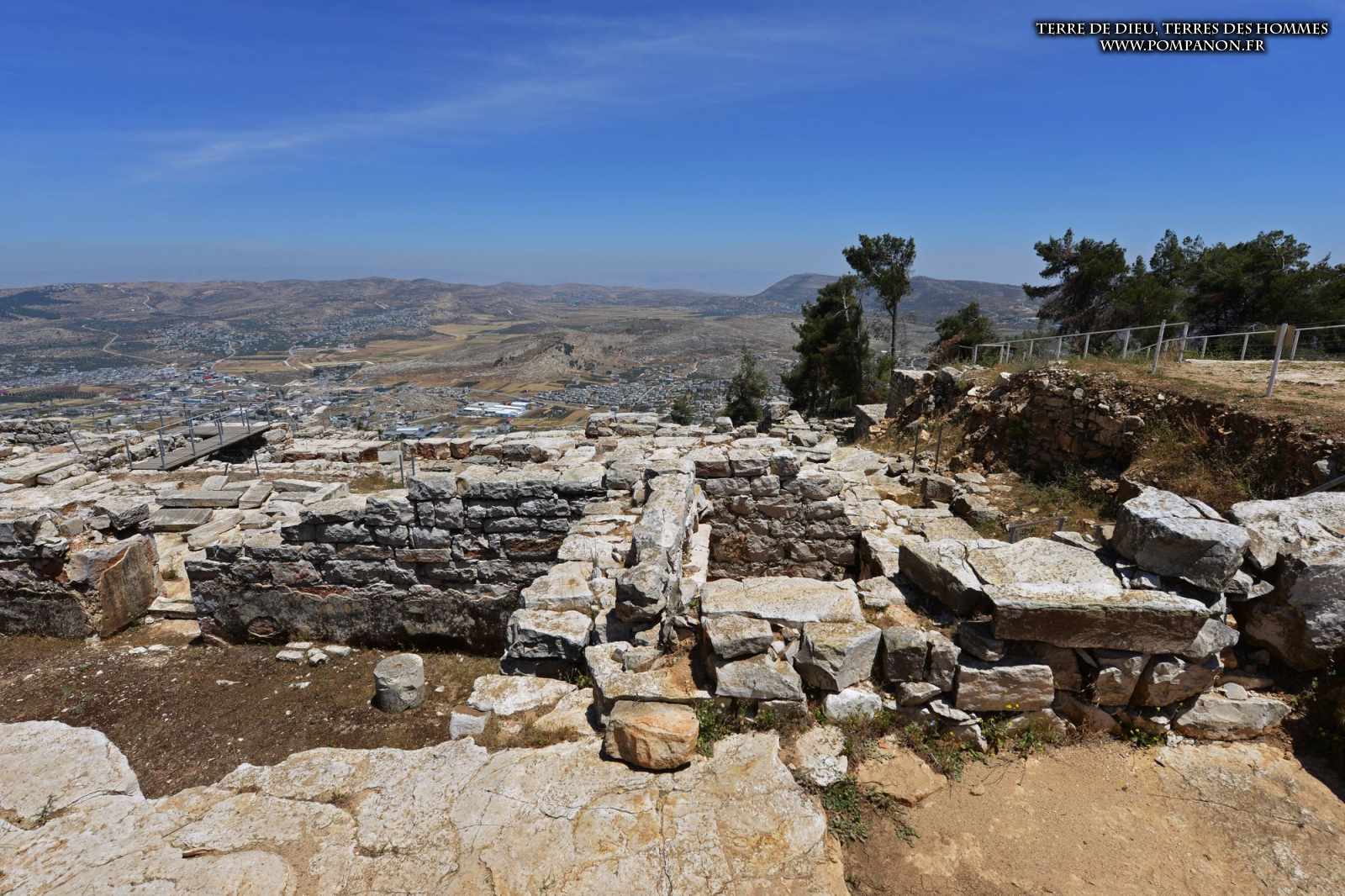 04 Mont Garizim | Pompanon.fr